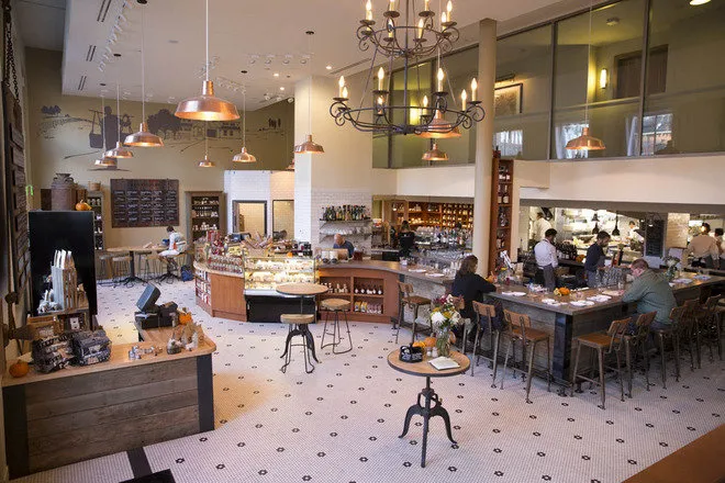 Food and Restaurants - Denver Airport Map (DEN) - Terminals, Gates ...